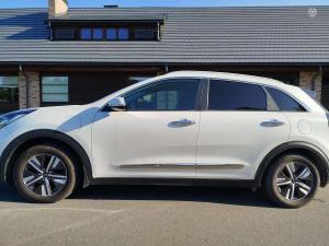 Balts Kia Niro 2020 Viļņa, ar dzinēja tilpumu 1.58 L un nobraukumu 101 tūkst. km par 17400 €, foto 4 vietnē AUTOMOTO.COM.LV