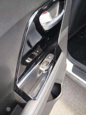 Balts Kia Niro 2020 Viļņa, ar dzinēja tilpumu 1.58 L un nobraukumu 101 tūkst. km par 17400 €, foto 11 vietnē AUTOMOTO.COM.LV