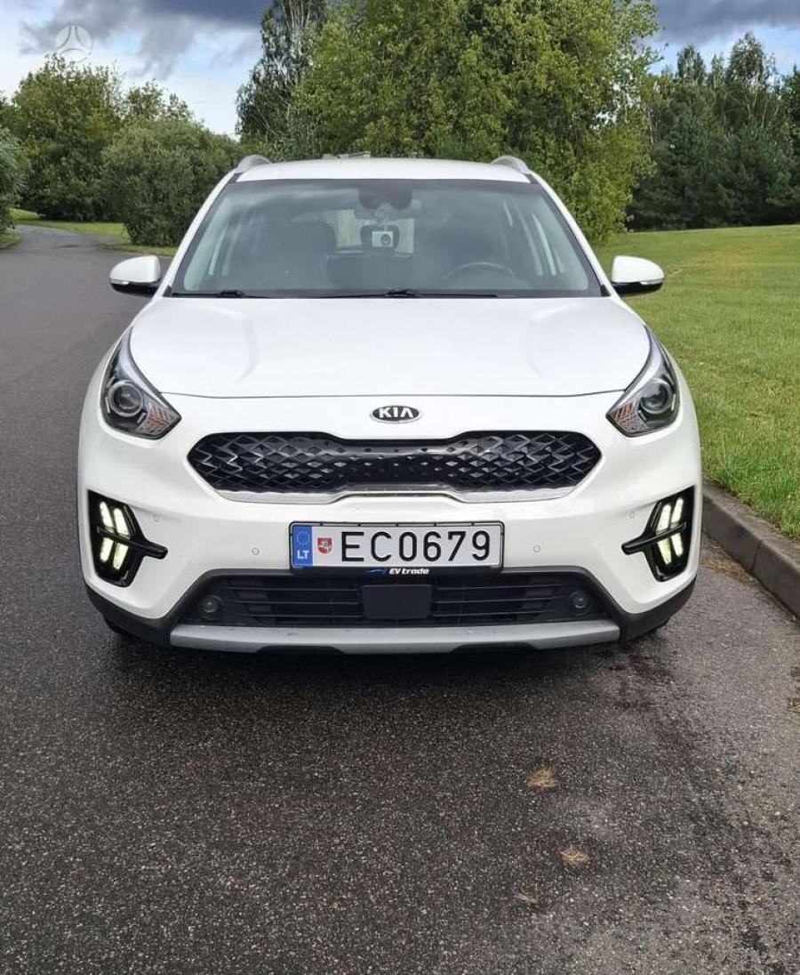Balts Kia Niro 2020 Viļņa, ar dzinēja tilpumu 1.58 L un nobraukumu 116 tūkst. km par 16990 €, foto 3 vietnē AUTOMOTO.COM.LV