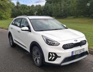 Balts Kia Niro 2020 Viļņa, ar dzinēja tilpumu 1.58 L un nobraukumu 116 tūkst. km par 16990 €, foto 4 vietnē AUTOMOTO.COM.LV