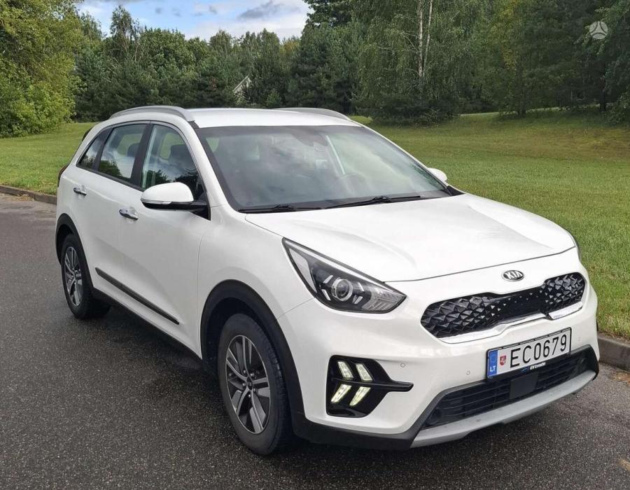 Balts Kia Niro 2020 Viļņa, ar dzinēja tilpumu 1.58 L un nobraukumu 116 tūkst. km par 16990 €, foto 4 vietnē AUTOMOTO.COM.LV