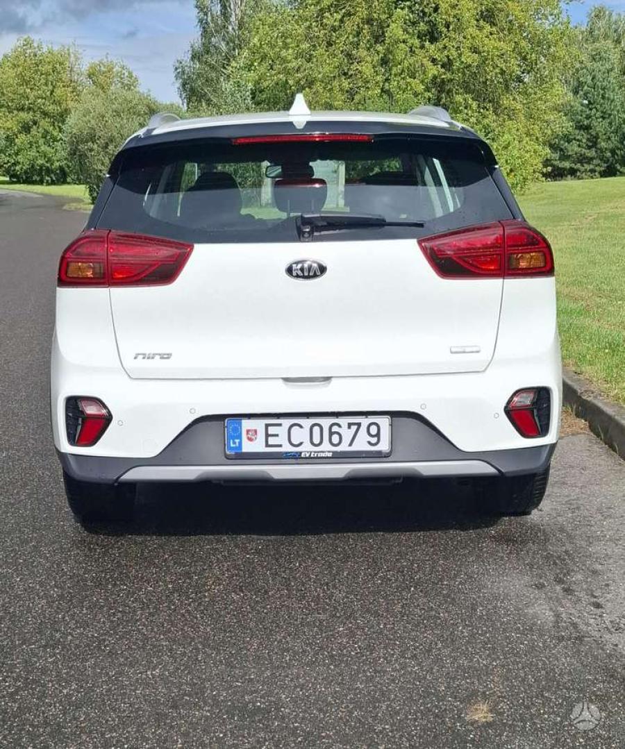 Balts Kia Niro 2020 Viļņa, ar dzinēja tilpumu 1.58 L un nobraukumu 116 tūkst. km par 16990 €, foto 7 vietnē AUTOMOTO.COM.LV