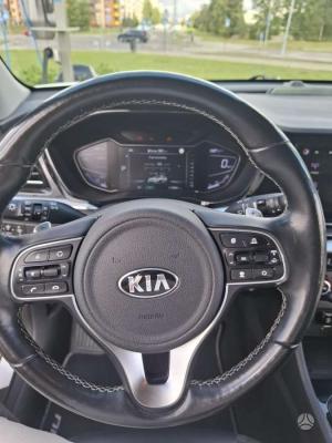 Balts Kia Niro 2020 Viļņa, ar dzinēja tilpumu 1.58 L un nobraukumu 116 tūkst. km par 16990 €, foto 9 vietnē AUTOMOTO.COM.LV