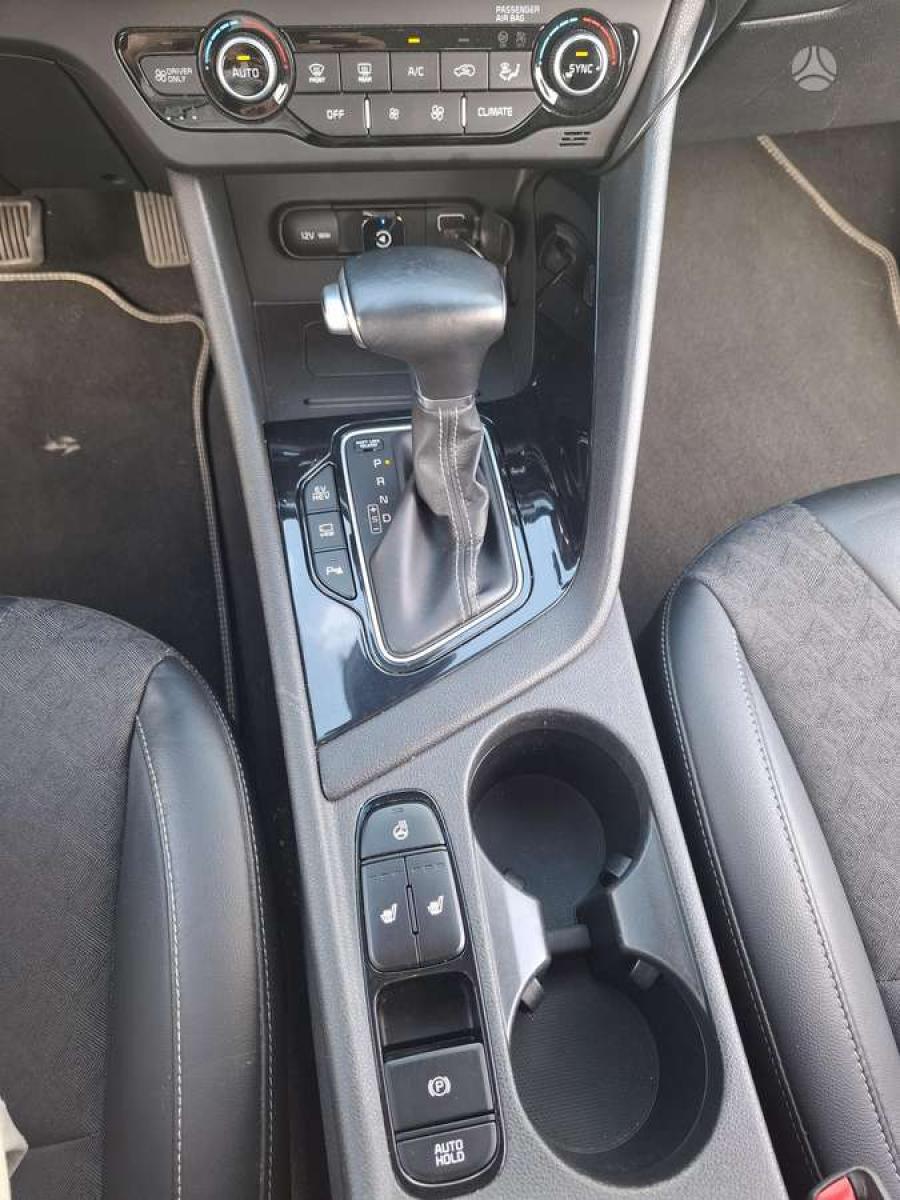 Balts Kia Niro 2020 Viļņa, ar dzinēja tilpumu 1.58 L un nobraukumu 116 tūkst. km par 16990 €, foto 12 vietnē AUTOMOTO.COM.LV