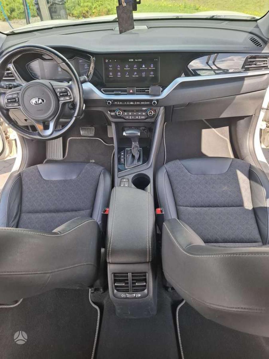 Balts Kia Niro 2020 Viļņa, ar dzinēja tilpumu 1.58 L un nobraukumu 116 tūkst. km par 16990 €, foto 20 vietnē AUTOMOTO.COM.LV