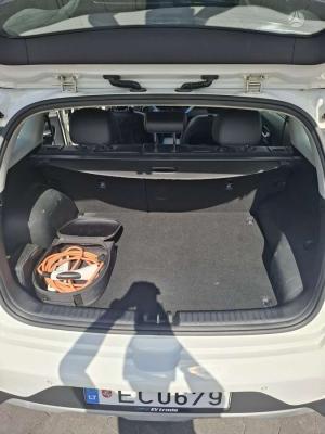 Balts Kia Niro 2020 Viļņa, ar dzinēja tilpumu 1.58 L un nobraukumu 116 tūkst. km par 16990 €, foto 21 vietnē AUTOMOTO.COM.LV