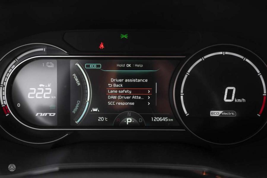 White Kia Niro 2020 in Vilnius, with an engine capacity of 0.00 L and mileage of 120 thousand km for 14500 €, photo 18 on AUTOMOTO.COM.LV