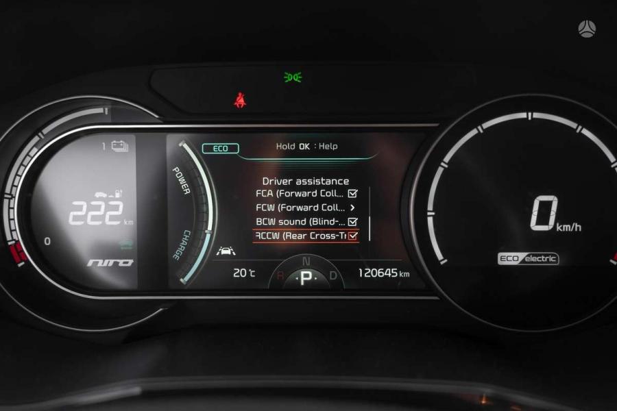 White Kia Niro 2020 in Vilnius, with an engine capacity of 0.00 L and mileage of 120 thousand km for 14500 €, photo 19 on AUTOMOTO.COM.LV