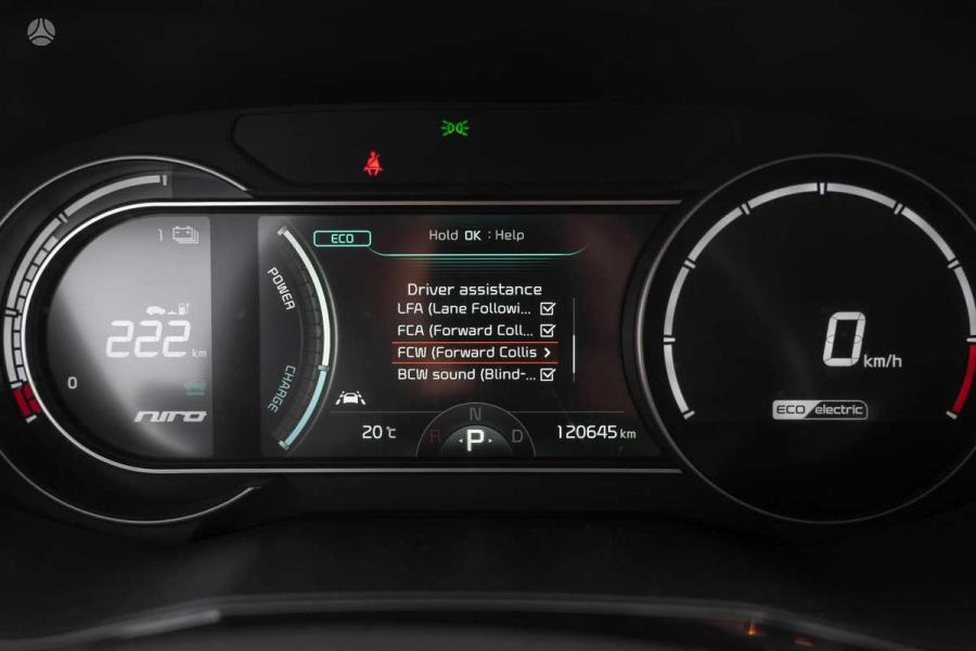 White Kia Niro 2020 in Vilnius, with an engine capacity of 0.00 L and mileage of 120 thousand km for 14500 €, photo 20 on AUTOMOTO.COM.LV
