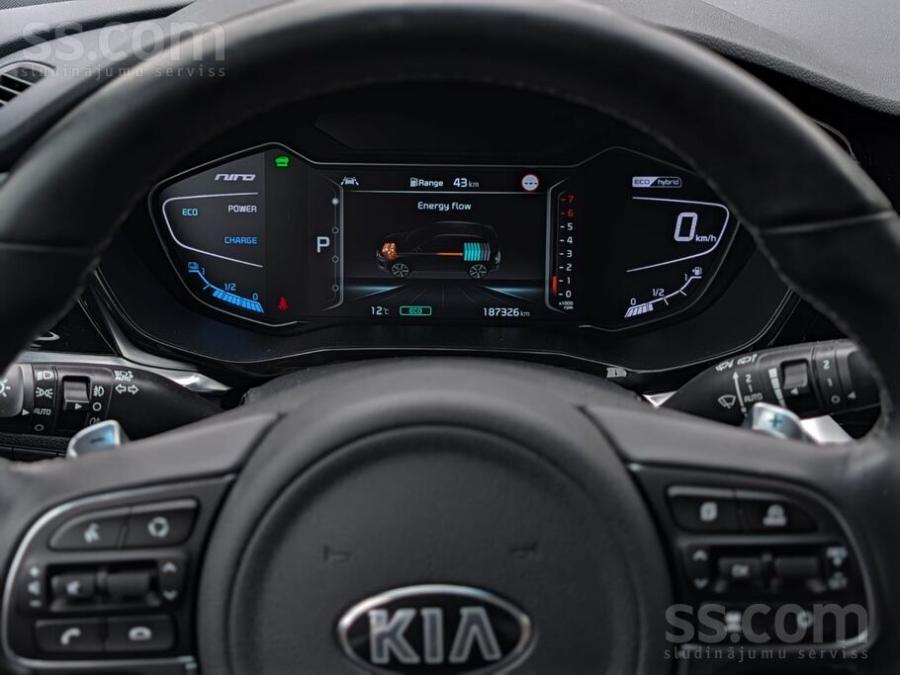 White Kia Niro 2020 in Jurmala, with an engine capacity of 1.60 L and mileage of 0 thousand km for 13850 €, photo 19 on AUTOMOTO.COM.LV