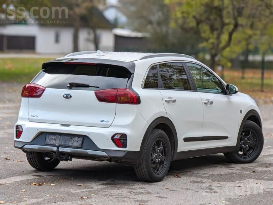 Balts Kia Niro 2020 Jūrmala, ar dzinēja tilpumu 1.60 L un nobraukumu 0 tūkst. km par 13850 €, foto 8 vietnē AUTOMOTO.COM.LV