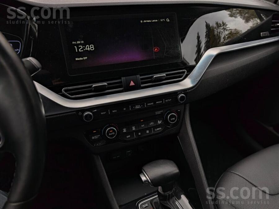 Balts Kia Niro 2020 Jūrmala, ar dzinēja tilpumu 1.60 L un nobraukumu 0 tūkst. km par 13850 €, foto 20 vietnē AUTOMOTO.COM.LV