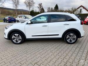 Balts Kia Niro 2021 Kauņa, ar dzinēja tilpumu 0.00 L un nobraukumu 55 tūkst. km par 22201 €, foto 5 vietnē AUTOMOTO.COM.LV