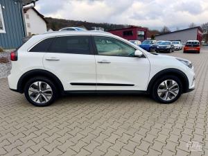 Balts Kia Niro 2021 Kauņa, ar dzinēja tilpumu 0.00 L un nobraukumu 55 tūkst. km par 22201 €, foto 8 vietnē AUTOMOTO.COM.LV