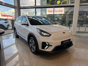 Белый Киа Niro 2021 в Вильнюс, объемом двигателя 0.00 л и пробегом 103 тыс. км за 19900 €, фото 31 на AUTOMOTO.COM.LV