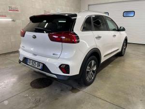 Balts Kia Niro 2021 Marijampole, ar dzinēja tilpumu 1.58 L un nobraukumu 162 tūkst. km par 12088 €, foto 5 vietnē AUTOMOTO.COM.LV