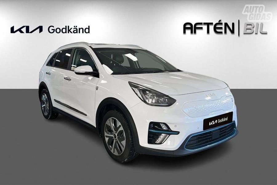 White Kia Niro 2022 in Kaunas, with an engine capacity of 0.00 L and mileage of 90 thousand km for 29093 €, photo 4 on AUTOMOTO.COM.LV