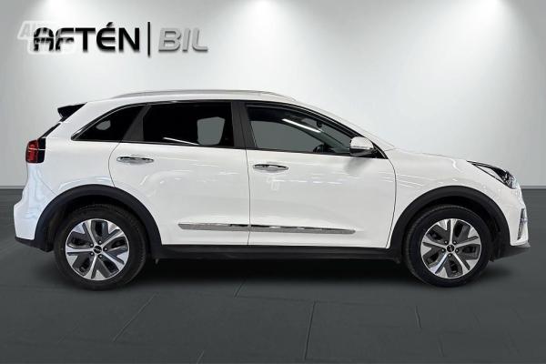 Balts Kia Niro 2022 Kauņa, ar dzinēja tilpumu 0.00 L un nobraukumu 64 tūkst. km par 27331 €, foto 7 vietnē AUTOMOTO.COM.LV