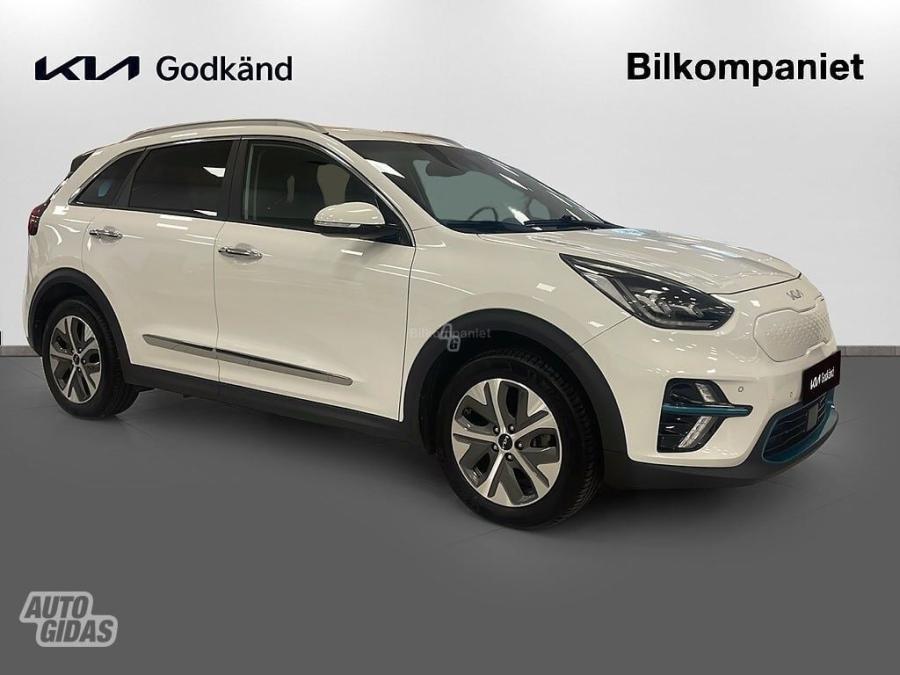 White Kia Niro 2022 in Kaunas, with an engine capacity of 0.00 L and mileage of 51 thousand km for 28811 €, photo 3 on AUTOMOTO.COM.LV