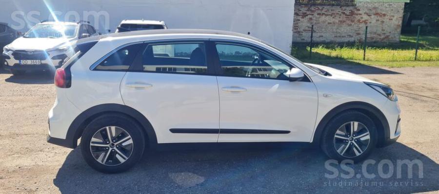 Balts Kia Niro 2022 Jelgava, ar dzinēja tilpumu 1.60 L un nobraukumu 0 tūkst. km par 11900 €, foto 6 vietnē AUTOMOTO.COM.LV