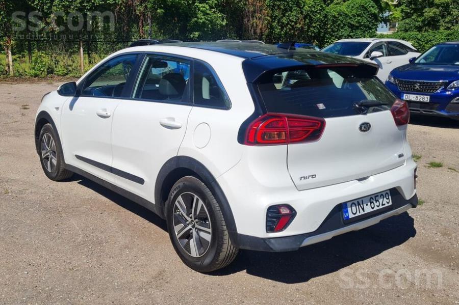 Balts Kia Niro 2022 Jelgava, ar dzinēja tilpumu 1.60 L un nobraukumu 0 tūkst. km par 11900 €, foto 8 vietnē AUTOMOTO.COM.LV