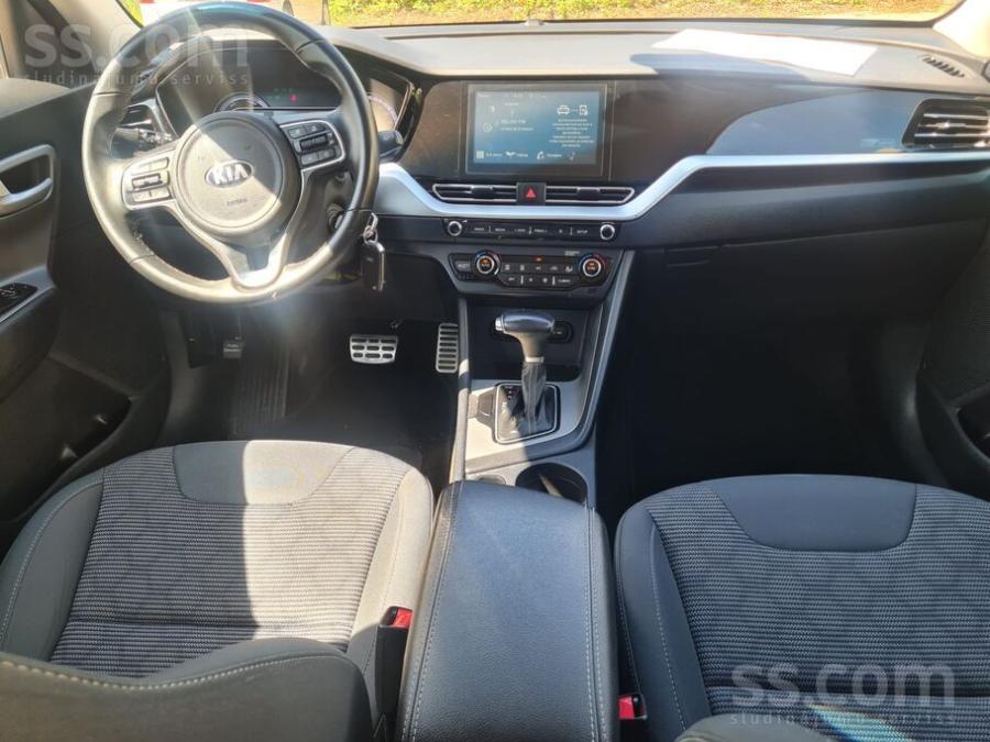Balts Kia Niro 2022 Jelgava, ar dzinēja tilpumu 1.60 L un nobraukumu 0 tūkst. km par 11900 €, foto 15 vietnē AUTOMOTO.COM.LV