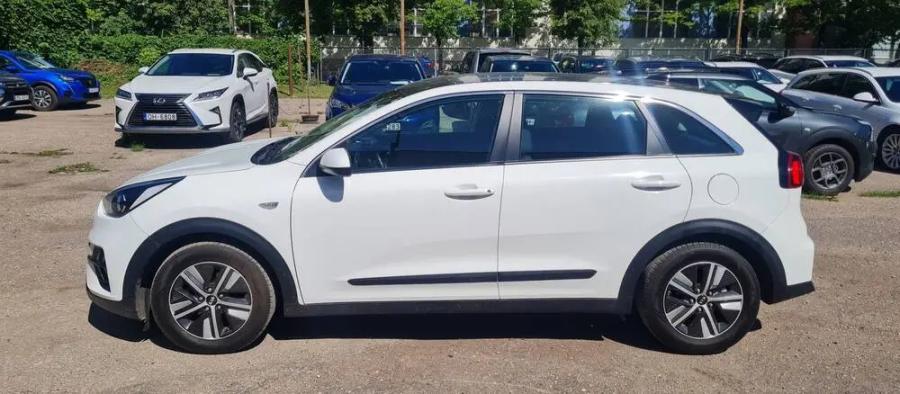 Balts Kia Niro 2022 Jelgava, ar dzinēja tilpumu 1.60 L un nobraukumu 157 tūkst. km par 11900 €, foto 7 vietnē AUTOMOTO.COM.LV