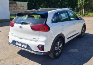 Balts Kia Niro 2022 Jelgava, ar dzinēja tilpumu 1.60 L un nobraukumu 157 tūkst. km par 11900 €, foto 9 vietnē AUTOMOTO.COM.LV