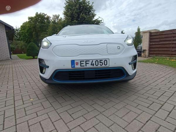 Balts Kia Niro 2022 Tauragė, ar dzinēja tilpumu 0.00 L un nobraukumu 90 tūkst. km par 10000 €, foto 9 vietnē AUTOMOTO.COM.LV