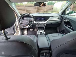 Balts Kia Niro 2022 Tauragė, ar dzinēja tilpumu 0.00 L un nobraukumu 90 tūkst. km par 10000 €, foto 11 vietnē AUTOMOTO.COM.LV
