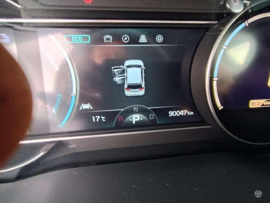 Balts Kia Niro 2022 Tauragė, ar dzinēja tilpumu 0.00 L un nobraukumu 90 tūkst. km par 10000 €, foto 13 vietnē AUTOMOTO.COM.LV