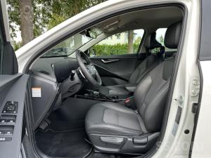 Balts Kia Niro 2022 Rīga, ar dzinēja tilpumu 1.60 L un nobraukumu 42 tūkst. km par 26490 €, foto 11 vietnē AUTOMOTO.COM.LV