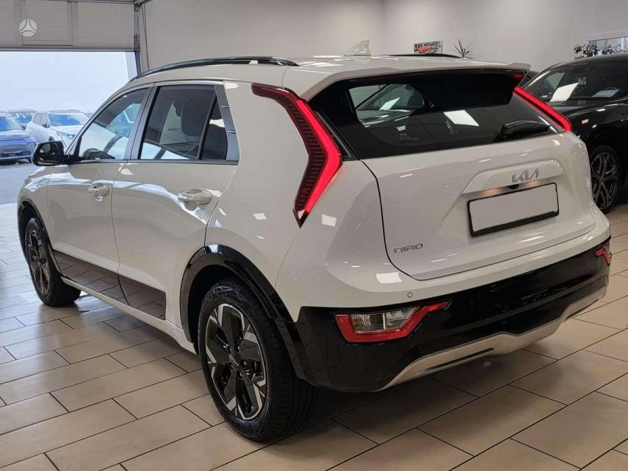 Balts Kia Niro 2023 Viļņa, ar dzinēja tilpumu 0.00 L un nobraukumu 19 tūkst. km par 28435 €, foto 5 vietnē AUTOMOTO.COM.LV