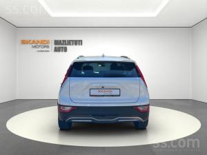 Balts Kia Niro 2023 Rīga, ar dzinēja tilpumu 1.60 L un nobraukumu 22 tūkst. km par 27990 €, foto 6 vietnē AUTOMOTO.COM.LV