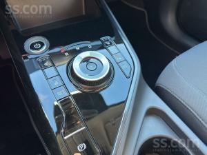 Balts Kia Niro 2023 Rīga, ar dzinēja tilpumu 1.60 L un nobraukumu 22 tūkst. km par 27990 €, foto 17 vietnē AUTOMOTO.COM.LV