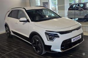 Balts Kia Niro 2023 Šauļi, ar dzinēja tilpumu 0.00 L un nobraukumu 31 tūkst. km par 24500 €, foto  vietnē AUTOMOTO.COM.LV