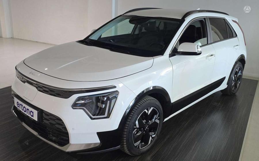Balts Kia Niro 2023 Šauļi, ar dzinēja tilpumu 0.00 L un nobraukumu 31 tūkst. km par 24500 €, foto 3 vietnē AUTOMOTO.COM.LV