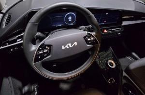 Balts Kia Niro 2023 Šauļi, ar dzinēja tilpumu 0.00 L un nobraukumu 31 tūkst. km par 24500 €, foto 30 vietnē AUTOMOTO.COM.LV