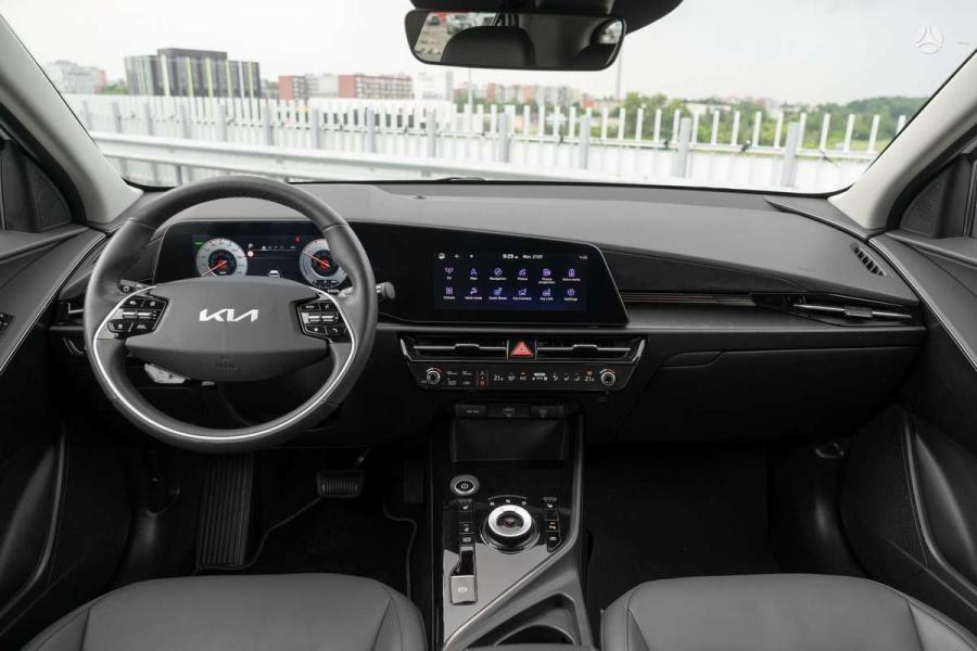 Белый Киа Niro 2023 в Вильнюс, объемом двигателя 0.00 л и пробегом 53 тыс. км за 24500 €, фото 15 на AUTOMOTO.COM.LV