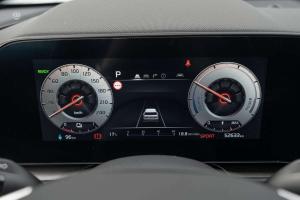 Белый Киа Niro 2023 в Вильнюс, объемом двигателя 0.00 л и пробегом 53 тыс. км за 24500 €, фото 17 на AUTOMOTO.COM.LV