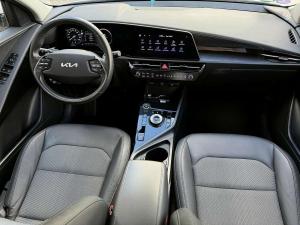Белый Киа Niro 2023 в Каунас, объемом двигателя 1.58 л и пробегом 204 тыс. км за 16900 €, фото 9 на AUTOMOTO.COM.LV