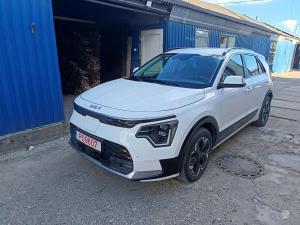 Balts Kia Niro 2025 Marijampole, ar dzinēja tilpumu 0.00 L un nobraukumu 10 tūkst. km par 24999 €, foto  vietnē AUTOMOTO.COM.LV