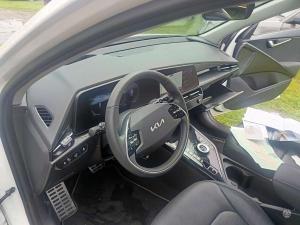 Balts Kia Niro 2025 Marijampole, ar dzinēja tilpumu 0.00 L un nobraukumu 10 tūkst. km par 24999 €, foto 21 vietnē AUTOMOTO.COM.LV