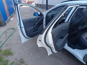 White Kia Niro 2025 in Marijampole, with an engine capacity of 0.00 L and mileage of 10 thousand km for 24999 €, photo 20 on AUTOMOTO.COM.LV