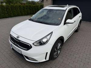 Balts Kia Niro 2017 Kauņa, ar dzinēja tilpumu 1.58 L un nobraukumu 96 tūkst. km par 12600 €, foto 1 vietnē AUTOMOTO.COM.LV