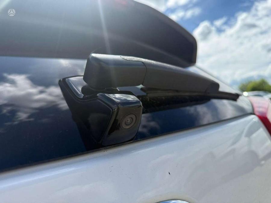Balts Kia Niro 2018 Panevēža, ar dzinēja tilpumu 1.60 L un nobraukumu 215 tūkst. km par 7200 €, foto 8 vietnē AUTOMOTO.COM.LV