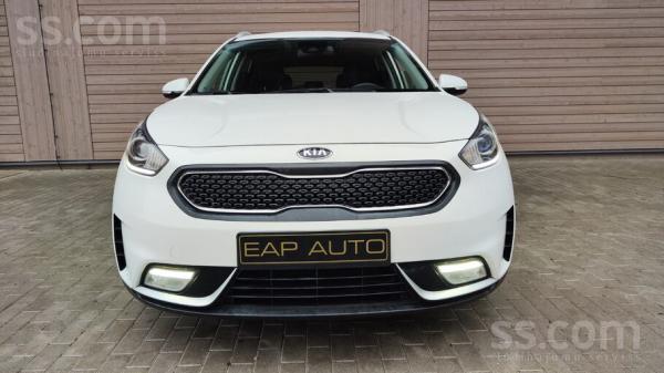 Balts Kia Niro 2019 Jelgava, ar dzinēja tilpumu 1.60 L un nobraukumu 0 tūkst. km par 23900 €, foto 5 vietnē AUTOMOTO.COM.LV