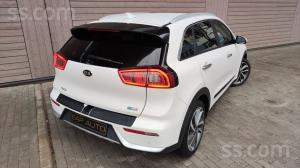 White Kia Niro 2019 in Jelgava, with an engine capacity of 1.60 L and mileage of 0 thousand km for 36800 €, photo 34 on AUTOMOTO.COM.LV