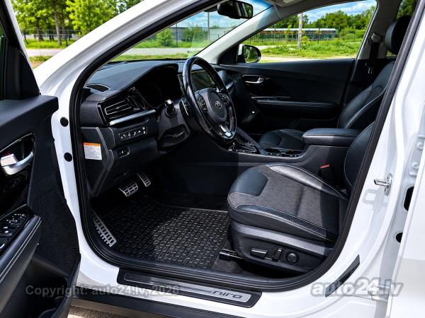 Balts Kia Niro 2019 Tallina, ar dzinēja tilpumu 1.60 L un nobraukumu 97 tūkst. km par 16900 €, foto 6 vietnē AUTOMOTO.COM.LV