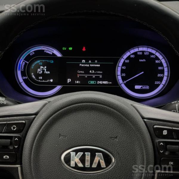 Balts Kia Niro 2019 Rīga, ar dzinēja tilpumu 1.60 L un nobraukumu 242 tūkst. km par 14199 €, foto 7 vietnē AUTOMOTO.COM.LV